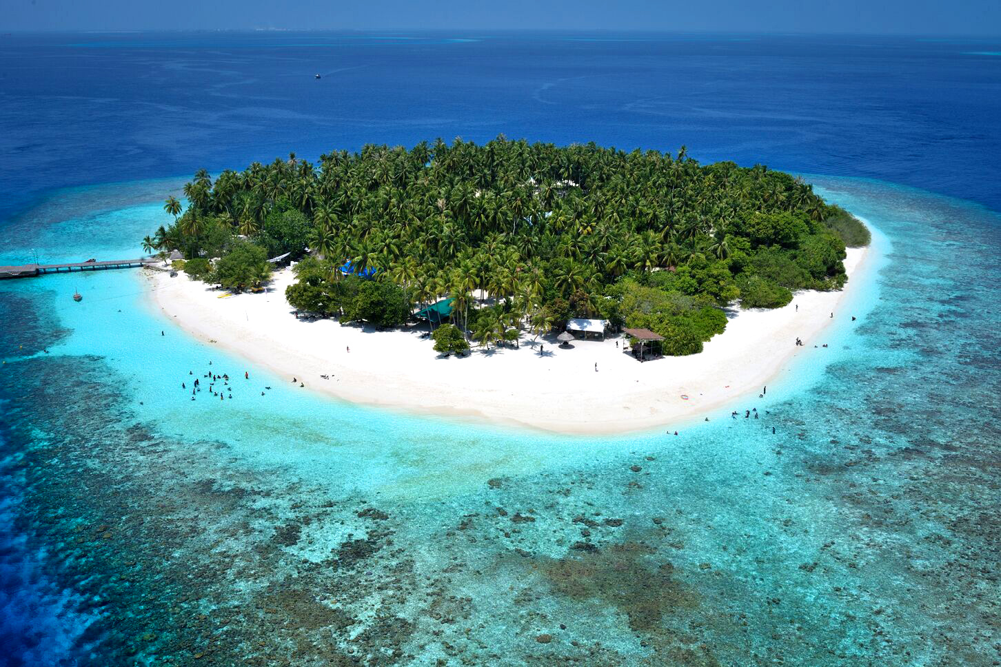 Bandos Island Resort | The Maldives Experts for all Resort Hotels and ...