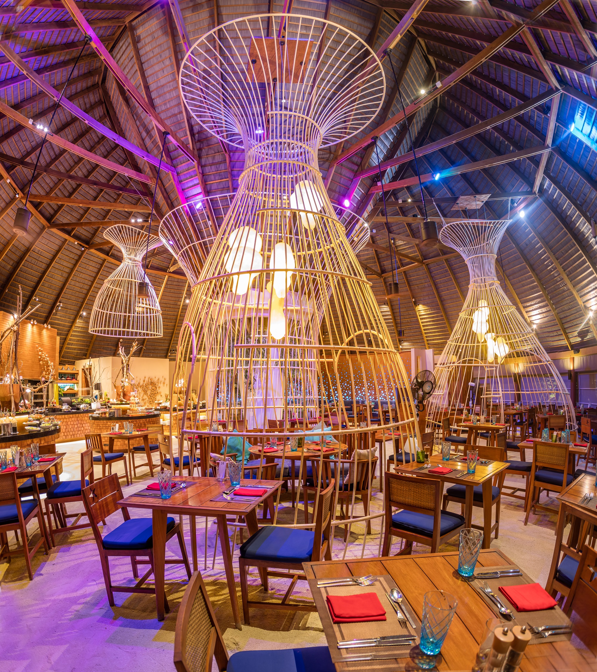 Centara Ras Fushi | The Maldives Experts for all Resort Hotels and ...