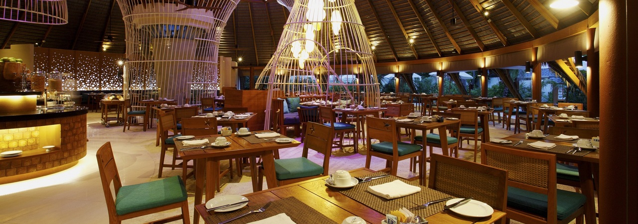 Centara Ras Fushi | The Maldives Experts for all Resort Hotels and ...