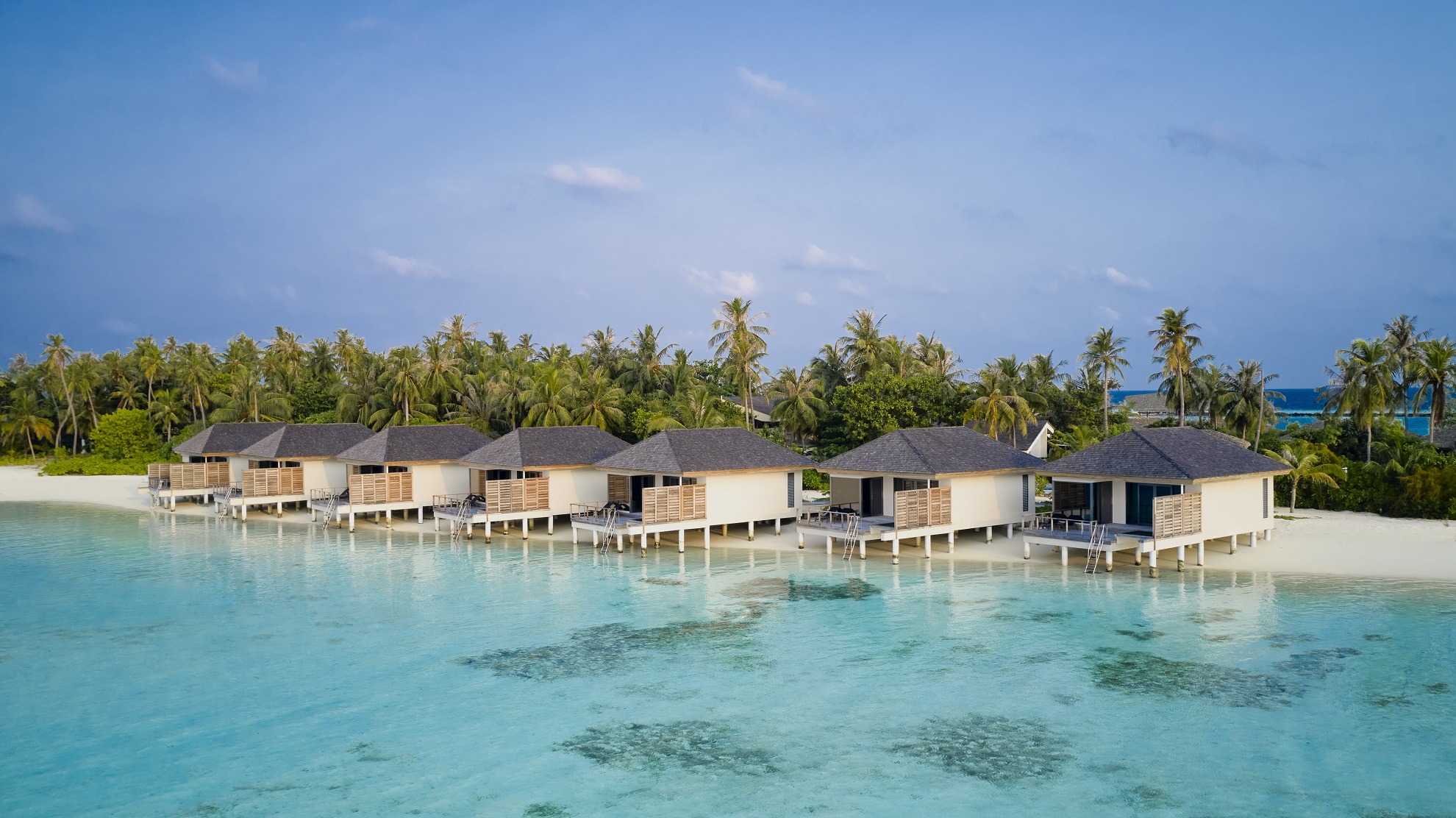 Le Meridien Resort | The Maldives Experts for all Resort Hotels and ...