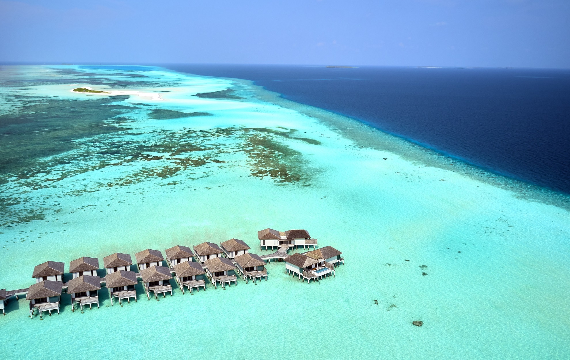 Le Meridien Resort | The Maldives Experts for all Resort Hotels and ...