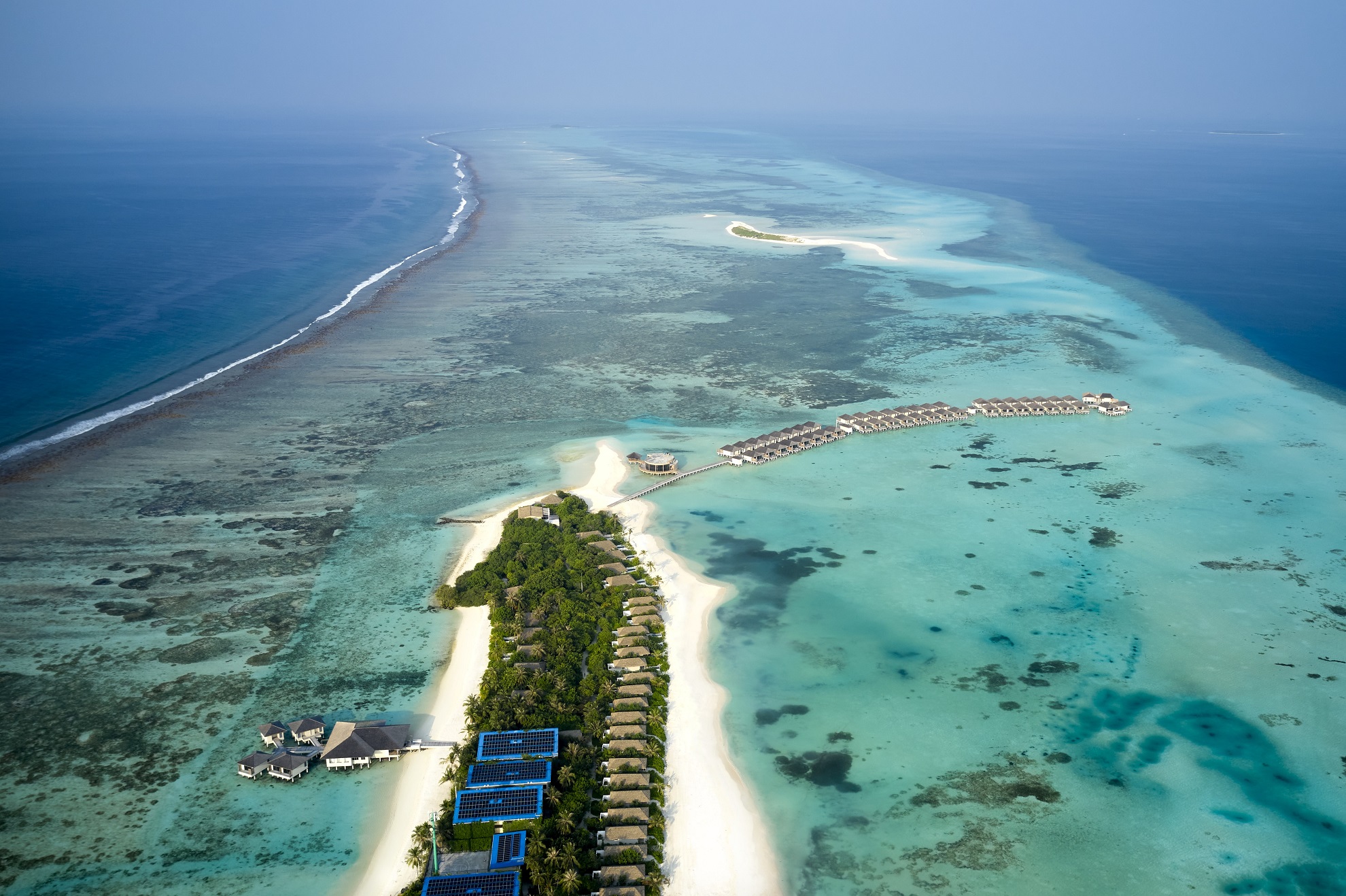 Le Meridien Resort | The Maldives Experts for all Resort Hotels and ...