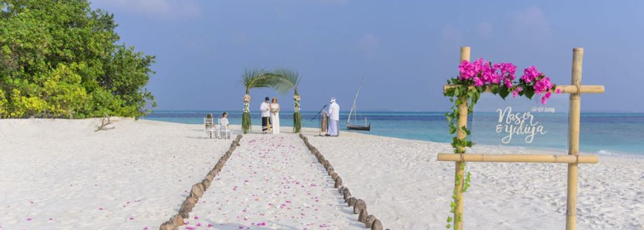 Malahini Kuda Bandos | The Maldives Experts for all Resort Hotels and ...