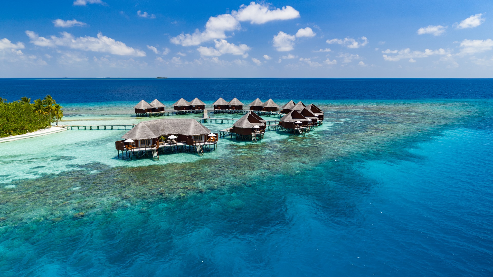 Mirihi | The Maldives Experts for all Resort Hotels and Holiday Options