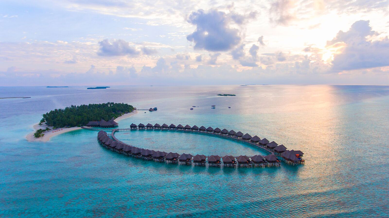 Sun Siyam Vilu Reef | The Maldives Experts for all Resort Hotels and ...