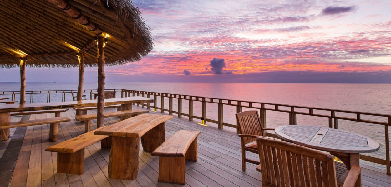 Furaveri Island Resort | The Maldives Experts for all Resort Hotels and ...